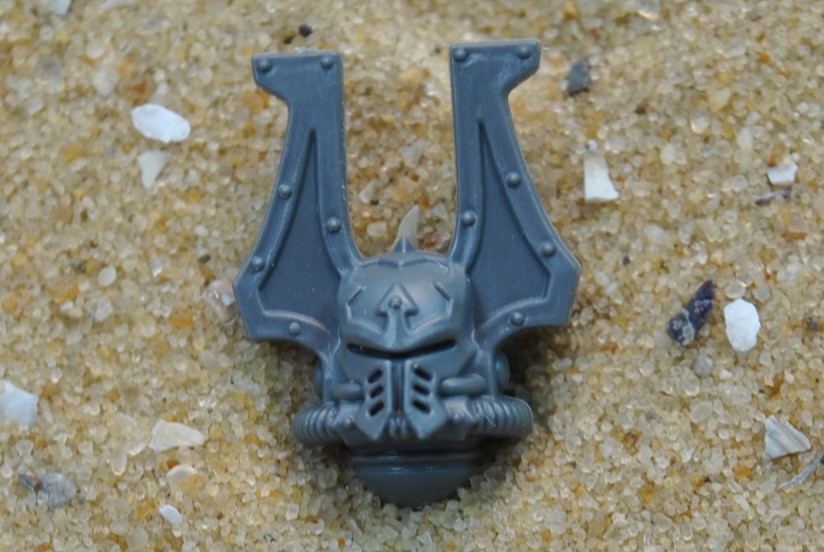 WORLD EATERS KHORNE BERZERKERS HELMET H - Bits & Kits